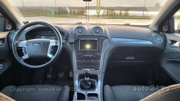 Grey Ford Mondeo 2010 in Voru, with an engine capacity of 2.00 L and mileage of 392 thousand km for 3777 €, photo 11 on AUTOMOTO.COM.LV