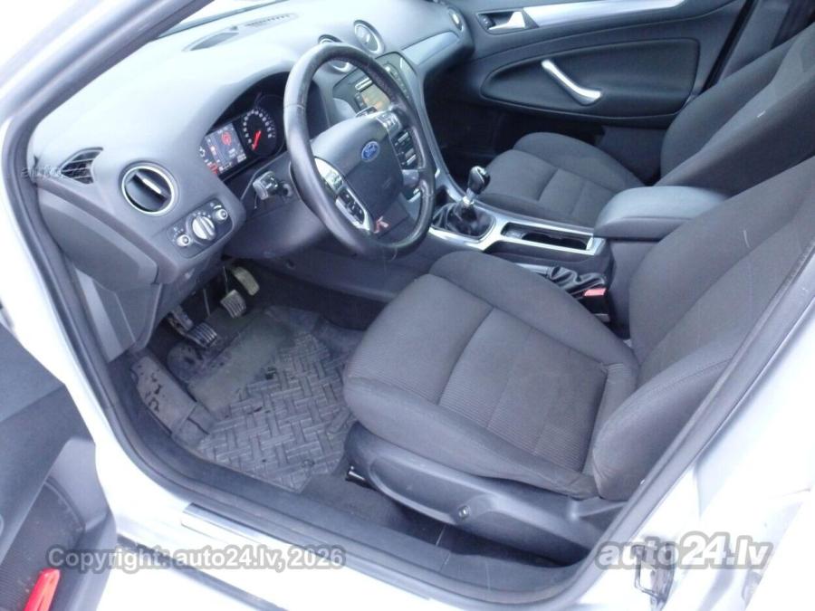 Pelēks Ford Mondeo 2010 Jegeva, ar dzinēja tilpumu 2.00 L un nobraukumu 0 tūkst. km par 3200 €, foto 8 vietnē AUTOMOTO.COM.LV