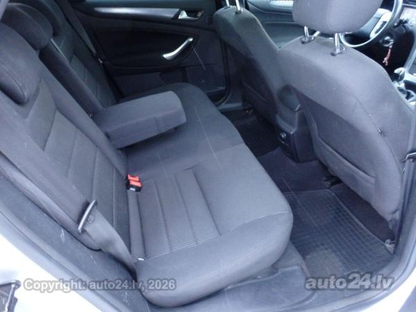 Grey Ford Mondeo 2010 in Jogeva, with an engine capacity of 2.00 L and mileage of 0 thousand km for 3200 €, photo 11 on AUTOMOTO.COM.LV