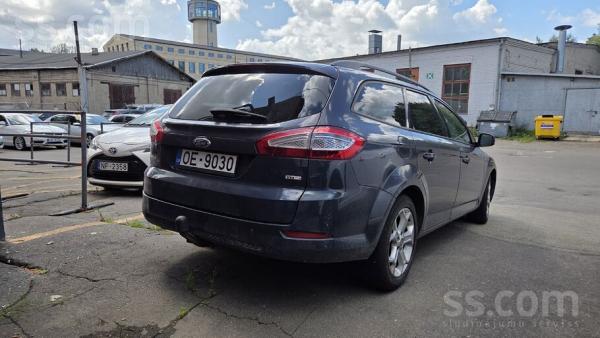 Pelēks Ford Mondeo 2010 Rīga, ar dzinēja tilpumu 2.00 L un nobraukumu 315 tūkst. km par 3200 €, foto 4 vietnē AUTOMOTO.COM.LV