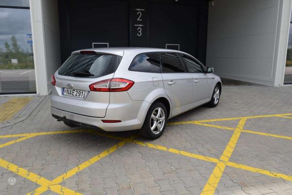 Pelēks Ford Mondeo 2010 Viļņa, ar dzinēja tilpumu 2.00 L un nobraukumu 293 tūkst. km par 3500 €, foto 7 vietnē AUTOMOTO.COM.LV