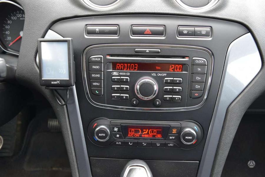 Pelēks Ford Mondeo 2010 Viļņa, ar dzinēja tilpumu 2.00 L un nobraukumu 293 tūkst. km par 3500 €, foto 15 vietnē AUTOMOTO.COM.LV