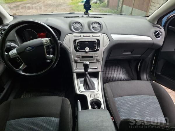 Pelēks Ford Mondeo 2010 Rīga, ar dzinēja tilpumu 2.00 L un nobraukumu 371 tūkst. km par 3100 €, foto 6 vietnē AUTOMOTO.COM.LV