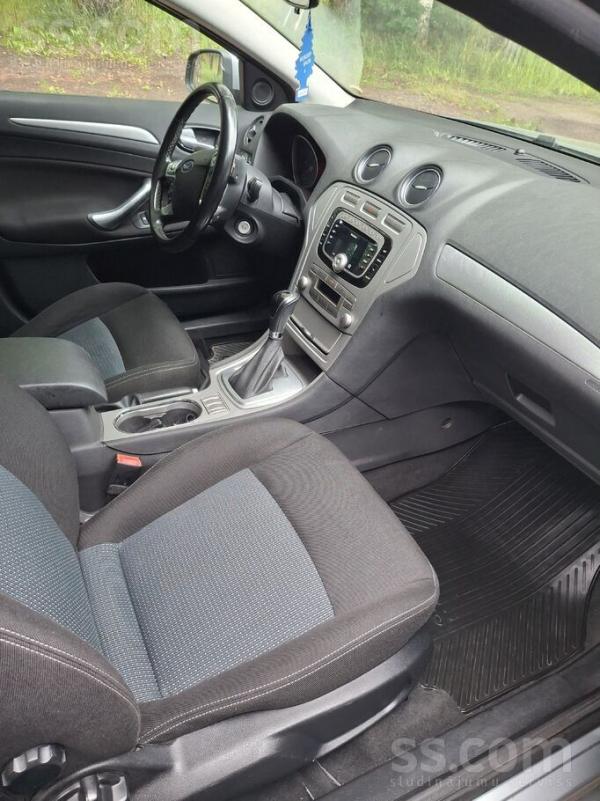 Pelēks Ford Mondeo 2010 Rīga, ar dzinēja tilpumu 2.00 L un nobraukumu 371 tūkst. km par 3100 €, foto 8 vietnē AUTOMOTO.COM.LV