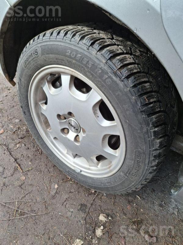 Pelēks Ford Mondeo 2010 Rīga, ar dzinēja tilpumu 2.00 L un nobraukumu 371 tūkst. km par 3100 €, foto 10 vietnē AUTOMOTO.COM.LV