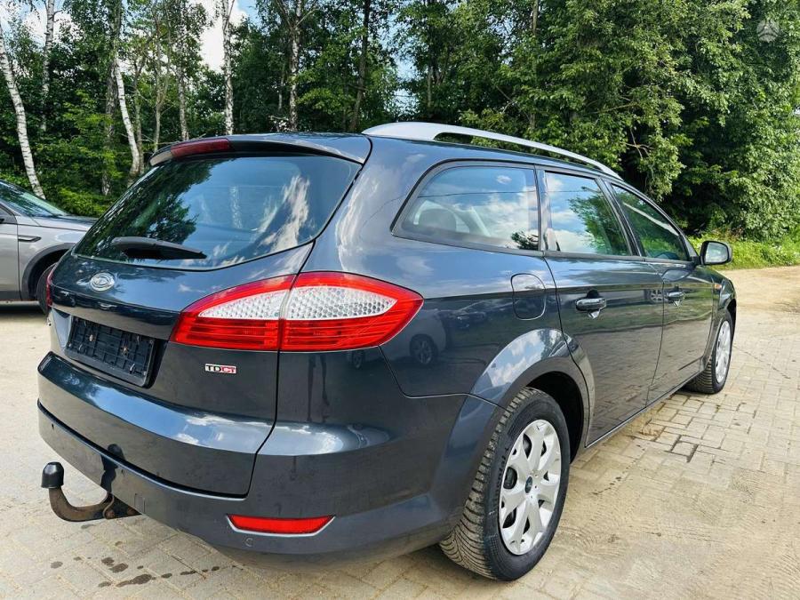 Grey Ford Mondeo 2010 in Kaunas, with an engine capacity of 1.80 L and mileage of 273 thousand km for 3250 €, photo 4 on AUTOMOTO.COM.LV