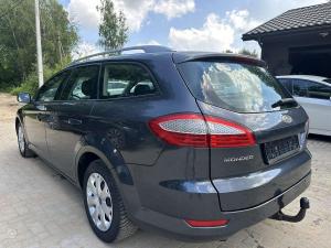 Grey Ford Mondeo 2010 in Kaunas, with an engine capacity of 1.80 L and mileage of 273 thousand km for 3250 €, photo 5 on AUTOMOTO.COM.LV