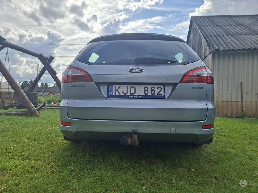 Pelēks Ford Mondeo 2010 Akmenė, ar dzinēja tilpumu 2.00 L un nobraukumu 261 tūkst. km par 2250 €, foto 9 vietnē AUTOMOTO.COM.LV