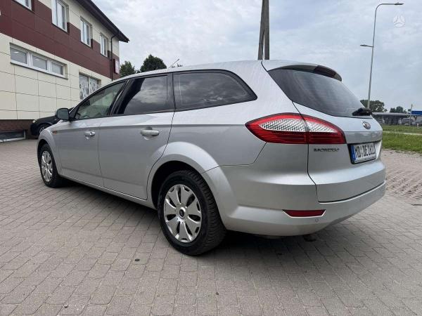 Pelēks Ford Mondeo 2010 Kretinga, ar dzinēja tilpumu 2.00 L un nobraukumu 308 tūkst. km par 3495 €, foto 6 vietnē AUTOMOTO.COM.LV
