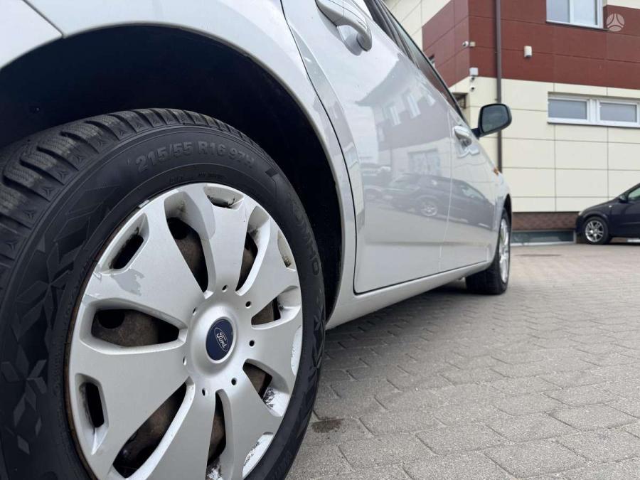 Grey Ford Mondeo 2010 in Kretinga, with an engine capacity of 2.00 L and mileage of 308 thousand km for 3495 €, photo 12 on AUTOMOTO.COM.LV