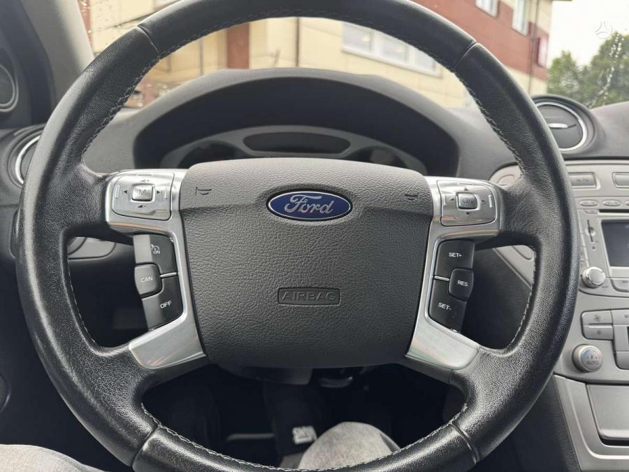 Grey Ford Mondeo 2010 in Kretinga, with an engine capacity of 2.00 L and mileage of 308 thousand km for 3495 €, photo 20 on AUTOMOTO.COM.LV