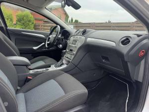 Grey Ford Mondeo 2010 in Kretinga, with an engine capacity of 2.00 L and mileage of 308 thousand km for 3495 €, photo 25 on AUTOMOTO.COM.LV