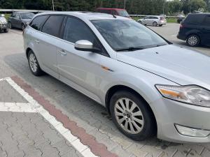 Grey Ford Mondeo 2010 in Gargzdai, with an engine capacity of 2.00 L and mileage of 297 thousand km for 1700 €, photo 4 on AUTOMOTO.COM.LV