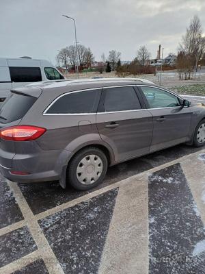 Grey Ford Mondeo 2011 in Rakvere, with an engine capacity of 2.00 L and mileage of 288 thousand km for 3500 €, photo 4 on AUTOMOTO.COM.LV