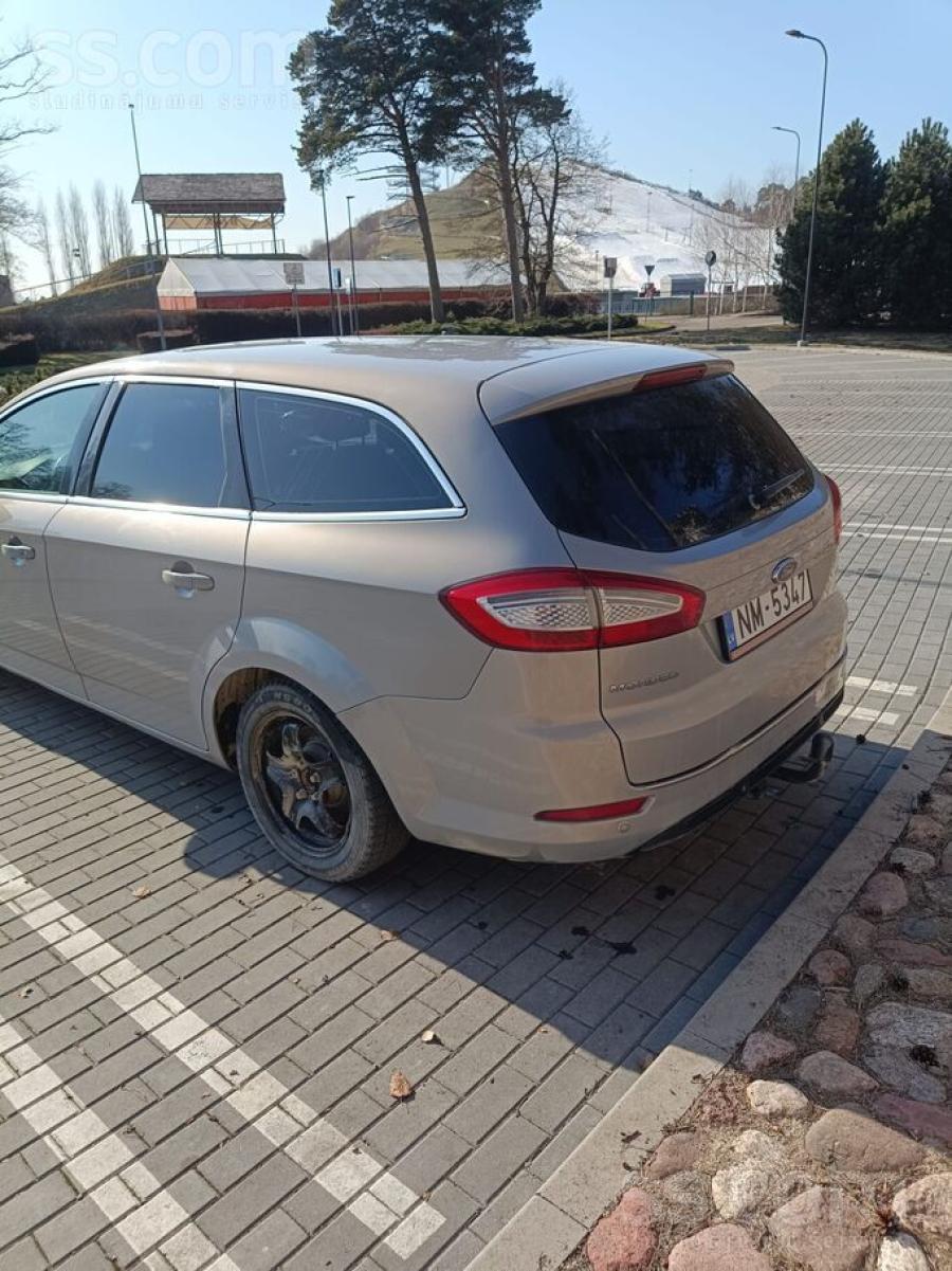Pelēks Ford Mondeo 2011 Ventspils, ar dzinēja tilpumu 2.00 L un nobraukumu 314 tūkst. km par 3100 €, foto 8 vietnē AUTOMOTO.COM.LV