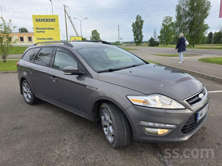 Pelēks Ford Mondeo 2011 Rīga, ar dzinēja tilpumu 2.00 L un nobraukumu 408 tūkst. km par 3650 €, foto 3 vietnē AUTOMOTO.COM.LV