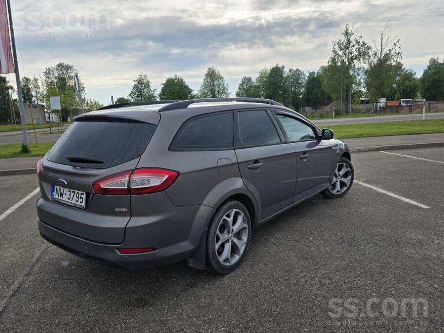 Pelēks Ford Mondeo 2011 Rīga, ar dzinēja tilpumu 2.00 L un nobraukumu 408 tūkst. km par 3650 €, foto 12 vietnē AUTOMOTO.COM.LV