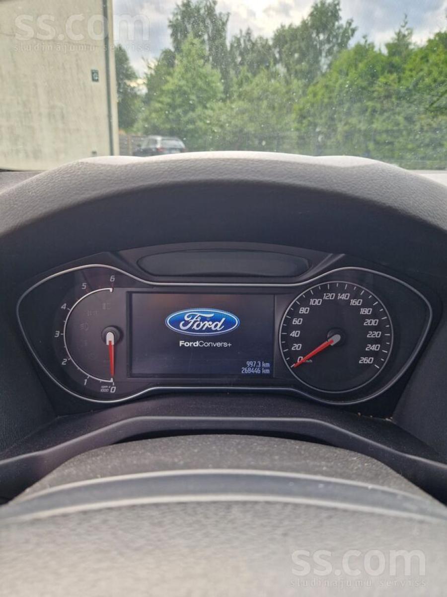 Pelēks Ford Mondeo 2011 Ogre, ar dzinēja tilpumu 2.00 L un nobraukumu 269 tūkst. km par 3300 €, foto 8 vietnē AUTOMOTO.COM.LV