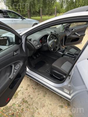Grey Ford Mondeo 2011 in Riga, with an engine capacity of 1.60 L and mileage of 259 thousand km for 1150 €, photo 9 on AUTOMOTO.COM.LV