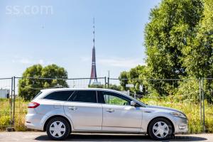 Pelēks Ford Mondeo 2011 Rīga, ar dzinēja tilpumu 2.20 L un nobraukumu 403 tūkst. km par 2990 €, foto 6 vietnē AUTOMOTO.COM.LV