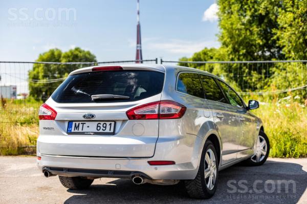 Pelēks Ford Mondeo 2011 Rīga, ar dzinēja tilpumu 2.20 L un nobraukumu 403 tūkst. km par 2990 €, foto 7 vietnē AUTOMOTO.COM.LV