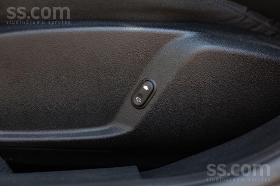 Pelēks Ford Mondeo 2011 Rīga, ar dzinēja tilpumu 2.20 L un nobraukumu 403 tūkst. km par 2990 €, foto 14 vietnē AUTOMOTO.COM.LV