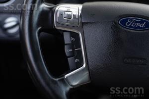 Pelēks Ford Mondeo 2011 Rīga, ar dzinēja tilpumu 2.20 L un nobraukumu 403 tūkst. km par 2990 €, foto 18 vietnē AUTOMOTO.COM.LV