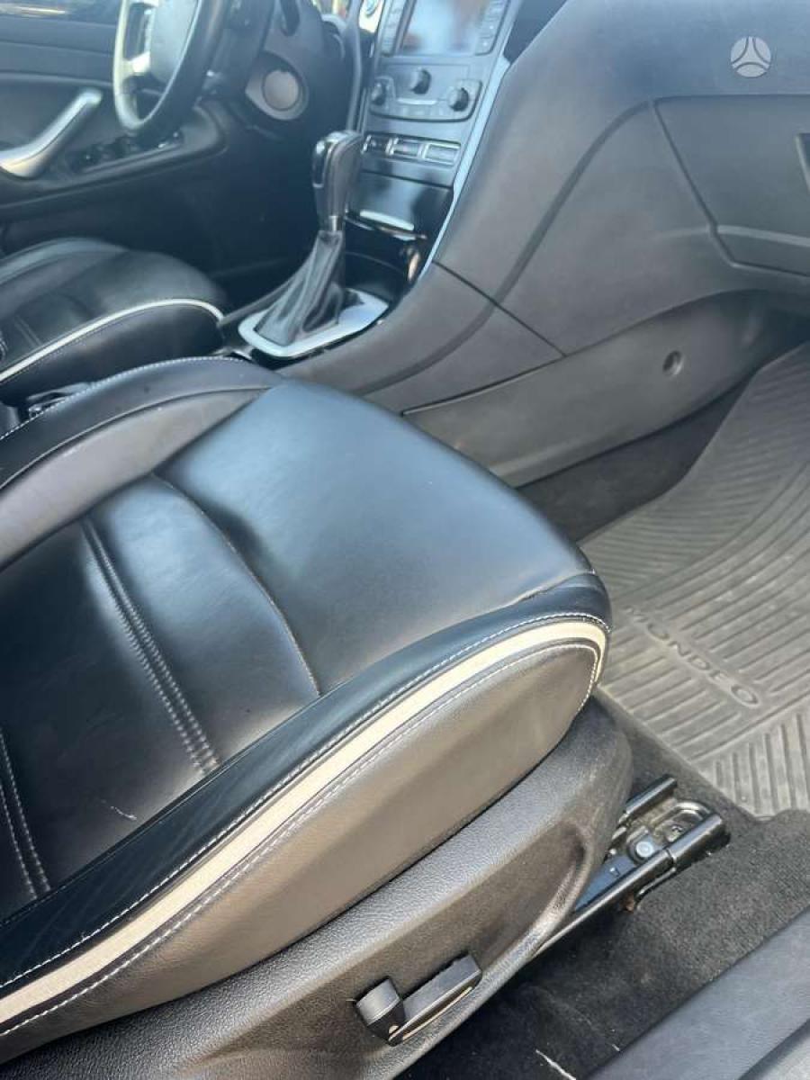 Grey Ford Mondeo 2011 in Utena, with an engine capacity of 2.00 L and mileage of 280 thousand km for 3650 €, photo 8 on AUTOMOTO.COM.LV