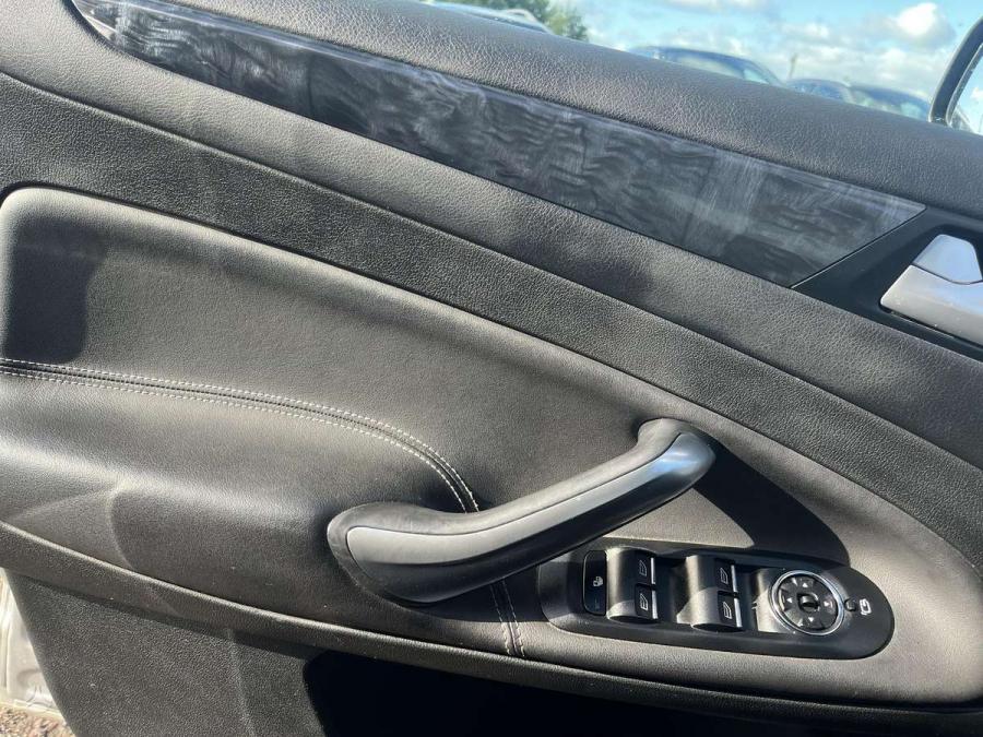 Grey Ford Mondeo 2011 in Utena, with an engine capacity of 2.00 L and mileage of 280 thousand km for 3650 €, photo 17 on AUTOMOTO.COM.LV