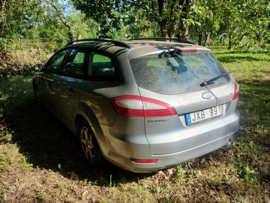 Pelēks Ford Mondeo 2011 Kauņa, ar dzinēja tilpumu 2.00 L un nobraukumu 180 tūkst. km par 1700 €, foto 4 vietnē AUTOMOTO.COM.LV