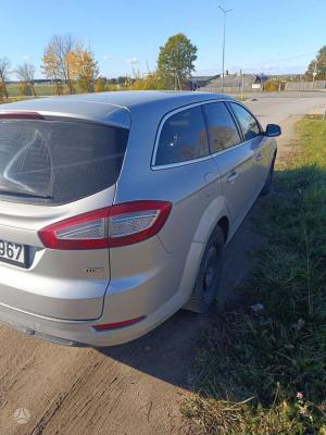 Grey Ford Mondeo 2011 in Siauliai, with an engine capacity of 2.00 L and mileage of 263 thousand km for 2850 €, photo 4 on AUTOMOTO.COM.LV