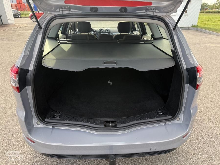 Grey Ford Mondeo 2011 in Ukmerge, with an engine capacity of 2.00 L and mileage of 360 thousand km for 3300 €, photo 12 on AUTOMOTO.COM.LV