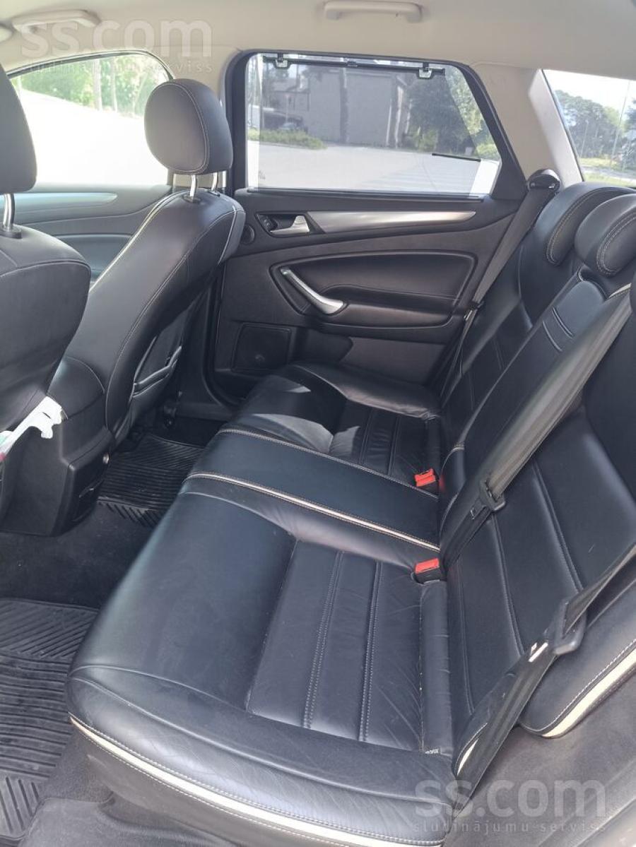 Grey Ford Mondeo 2011 in Ventspils, with an engine capacity of 2.00 L and mileage of 321 thousand km for 3400 €, photo 7 on AUTOMOTO.COM.LV