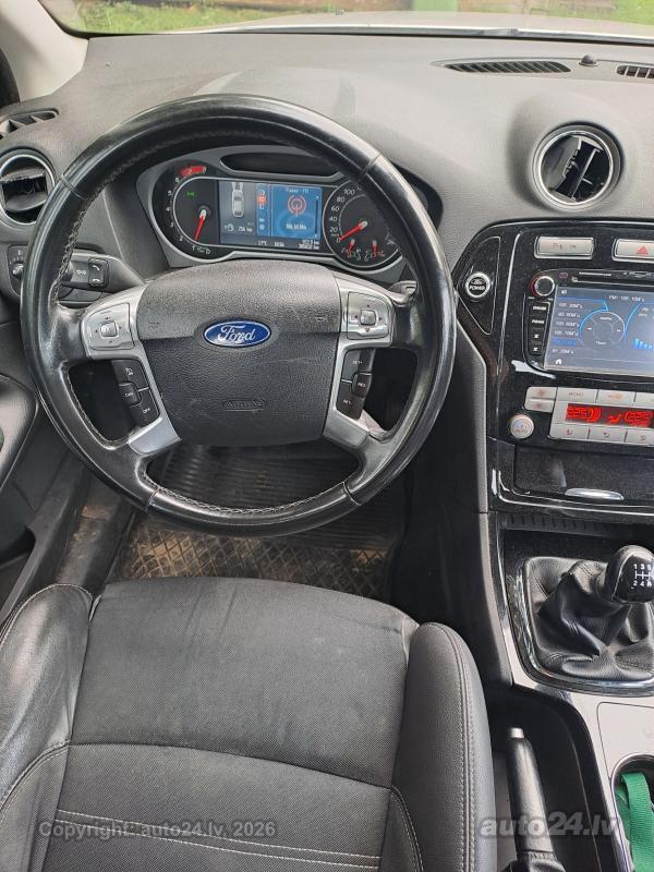 Pelēks Ford Mondeo 2011 Pelva, ar dzinēja tilpumu 2.00 L un nobraukumu 306 tūkst. km par 2500 €, foto 9 vietnē AUTOMOTO.COM.LV