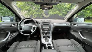 Grey Ford Mondeo 2011 in Parnu, with an engine capacity of 2.00 L and mileage of 293 thousand km for 3850 €, photo 9 on AUTOMOTO.COM.LV