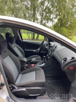 Grey Ford Mondeo 2011 in Riga, with an engine capacity of 2.00 L and mileage of 311 thousand km for 3100 €, photo 24 on AUTOMOTO.COM.LV