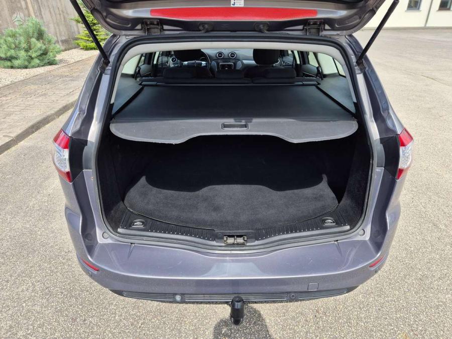 Pelēks Ford Mondeo 2011 Mažeikiai, ar dzinēja tilpumu 2.00 L un nobraukumu 280 tūkst. km par 4250 €, foto 14 vietnē AUTOMOTO.COM.LV