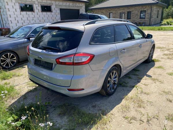 Grey Ford Mondeo 2011 in Klaipeda, with an engine capacity of 1.60 L and mileage of 266 thousand km for 2800 €, photo 5 on AUTOMOTO.COM.LV
