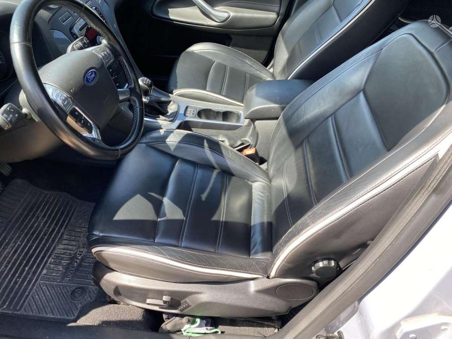 Grey Ford Mondeo 2011 in Klaipeda, with an engine capacity of 1.60 L and mileage of 266 thousand km for 2800 €, photo 7 on AUTOMOTO.COM.LV