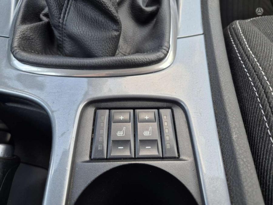 Grey Ford Mondeo 2011 in Mazeikiai, with an engine capacity of 2.00 L and mileage of 280 thousand km for 4250 €, photo 18 on AUTOMOTO.COM.LV