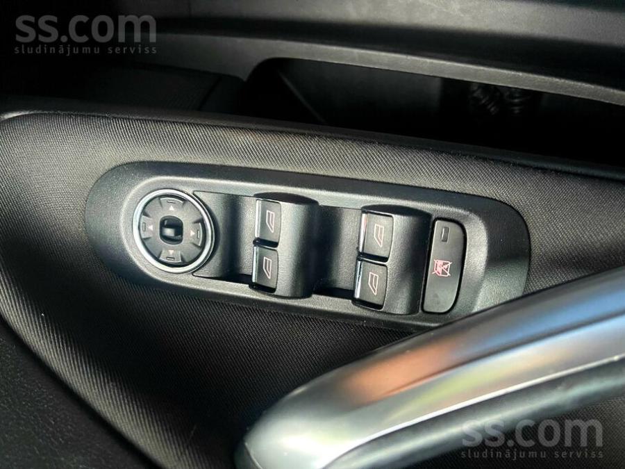 Grey Ford Mondeo 2011 in Riga, with an engine capacity of 2.00 L and mileage of 311 thousand km for 2750 €, photo 25 on AUTOMOTO.COM.LV