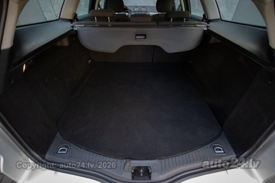 Pelēks Ford Mondeo 2011 Pērnava, ar dzinēja tilpumu 2.00 L un nobraukumu 217 tūkst. km par 3990 €, foto 13 vietnē AUTOMOTO.COM.LV