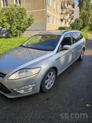 Grey Ford Mondeo 2012 in Riga, with an engine capacity of 1.60 L and mileage of 399 thousand km for 3050 €, photo 2 on AUTOMOTO.COM.LV