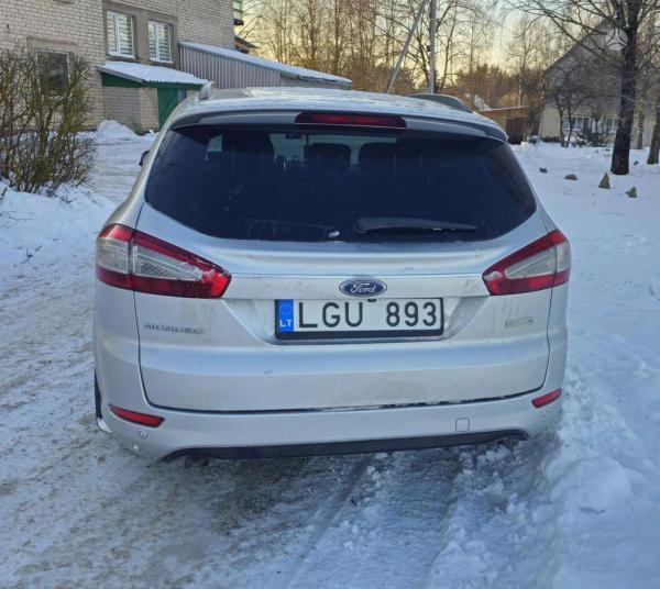 Pelēks Ford Mondeo 2012 Kupiškis, ar dzinēja tilpumu 2.00 L un nobraukumu 245 tūkst. km par 3450 €, foto 3 vietnē AUTOMOTO.COM.LV