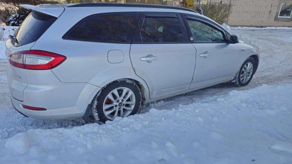 Pelēks Ford Mondeo 2012 Kupiškis, ar dzinēja tilpumu 2.00 L un nobraukumu 245 tūkst. km par 3450 €, foto 8 vietnē AUTOMOTO.COM.LV