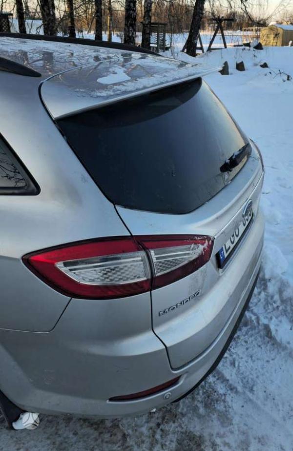 Pelēks Ford Mondeo 2012 Kupiškis, ar dzinēja tilpumu 2.00 L un nobraukumu 245 tūkst. km par 3450 €, foto 9 vietnē AUTOMOTO.COM.LV