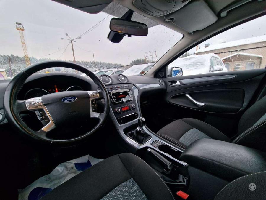 Grey Ford Mondeo 2012 in Vilnius, with an engine capacity of 1.60 L and mileage of 240 thousand km for 3790 €, photo 8 on AUTOMOTO.COM.LV