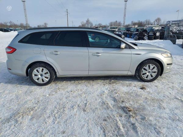 Grey Ford Mondeo 2012 in Marijampole, with an engine capacity of 1.60 L and mileage of 231 thousand km for 3300 €, photo 3 on AUTOMOTO.COM.LV