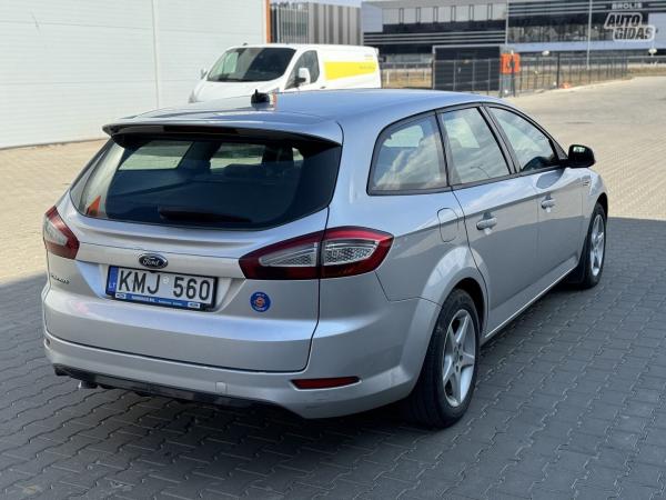 Pelēks Ford Mondeo 2012 Viļņa, ar dzinēja tilpumu 2.00 L un nobraukumu 320 tūkst. km par 1400 €, foto 3 vietnē AUTOMOTO.COM.LV
