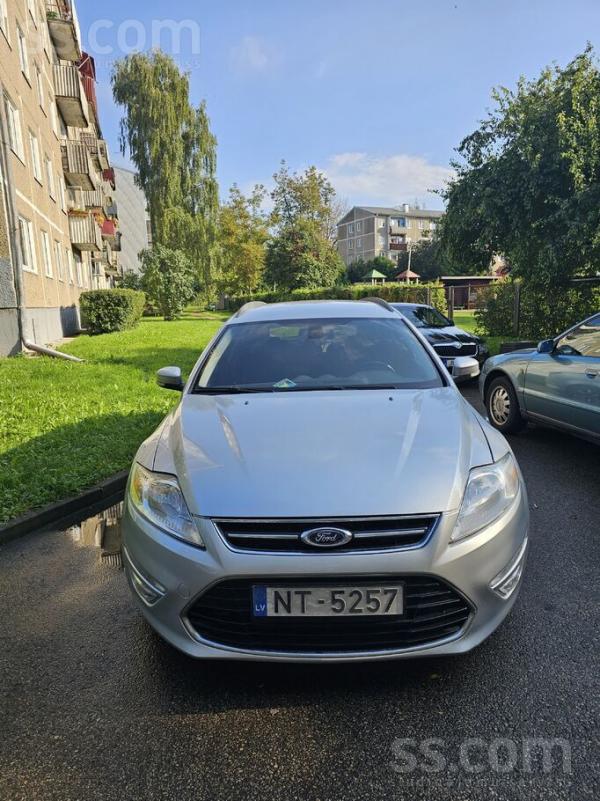 Pelēks Ford Mondeo 2012 Rīga, ar dzinēja tilpumu 1.60 L un nobraukumu 399 tūkst. km par 2200 €, foto 1 vietnē AUTOMOTO.COM.LV